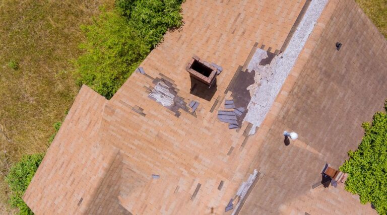 Combien coûte une toiture de bardeau en 2025 au Québec